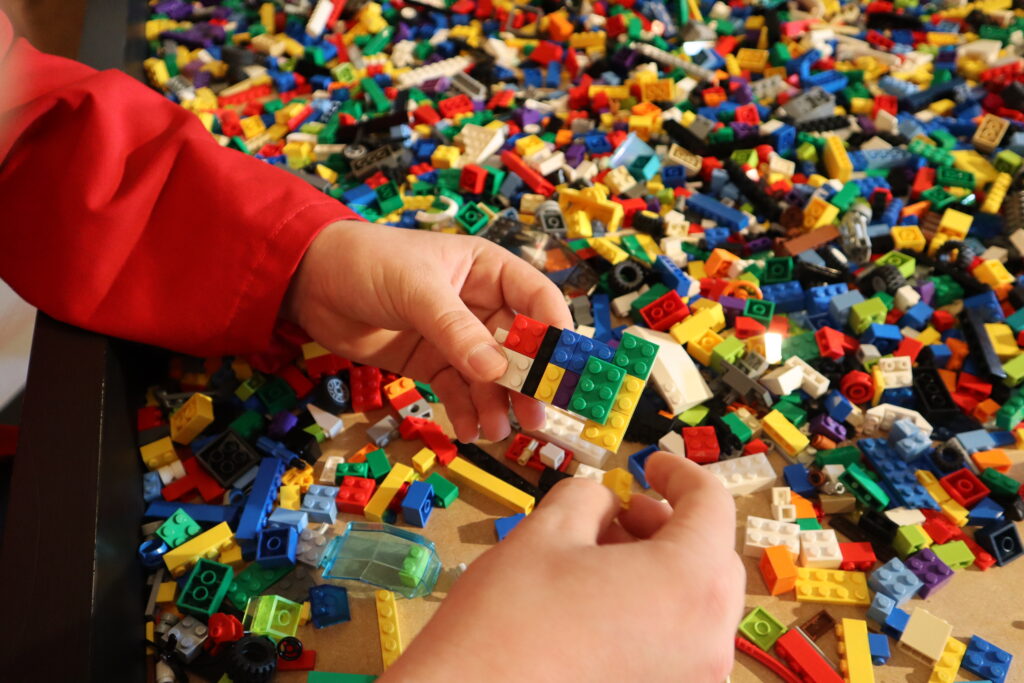 Sommaraktivitet: Bygg med lego - Vitengarden